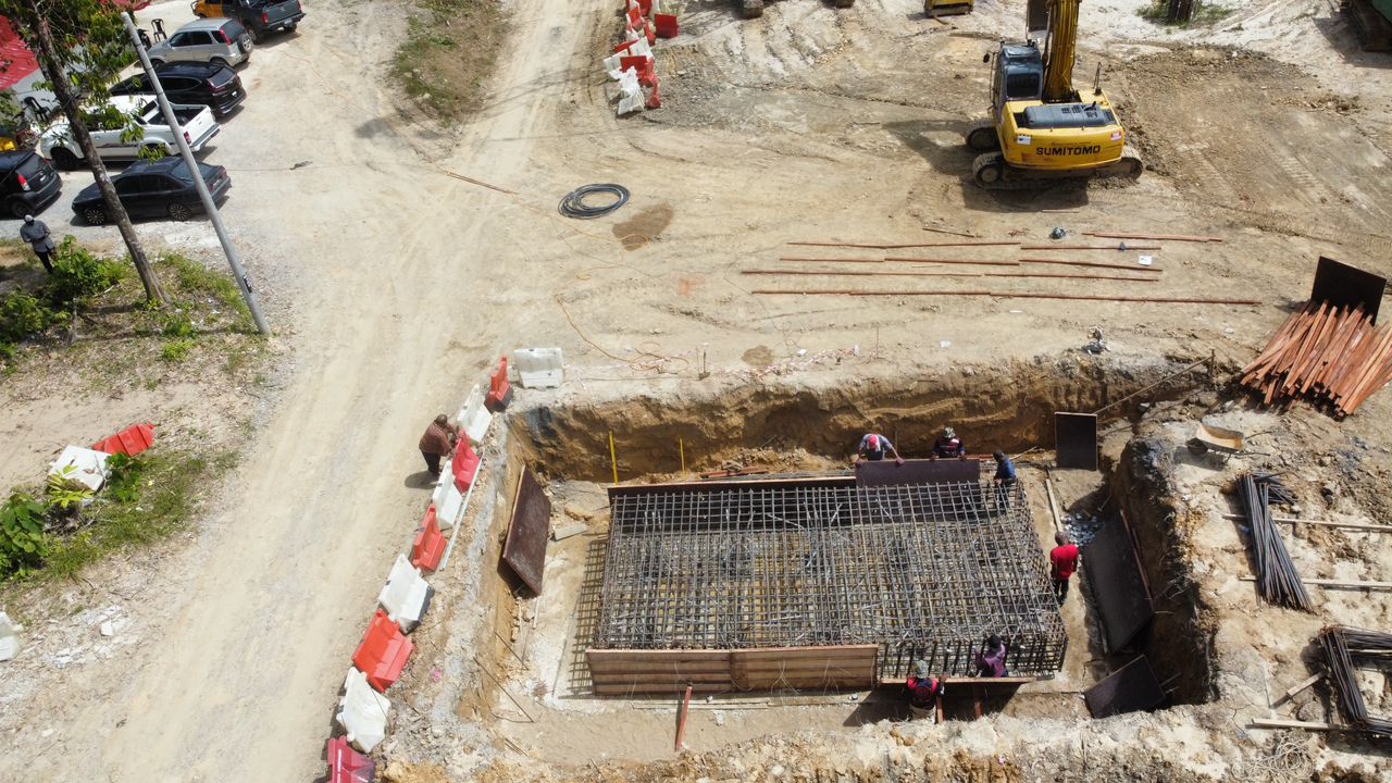 Jambatan Sungai Nibong, Kuala Balah, Jeli, Kelantan.